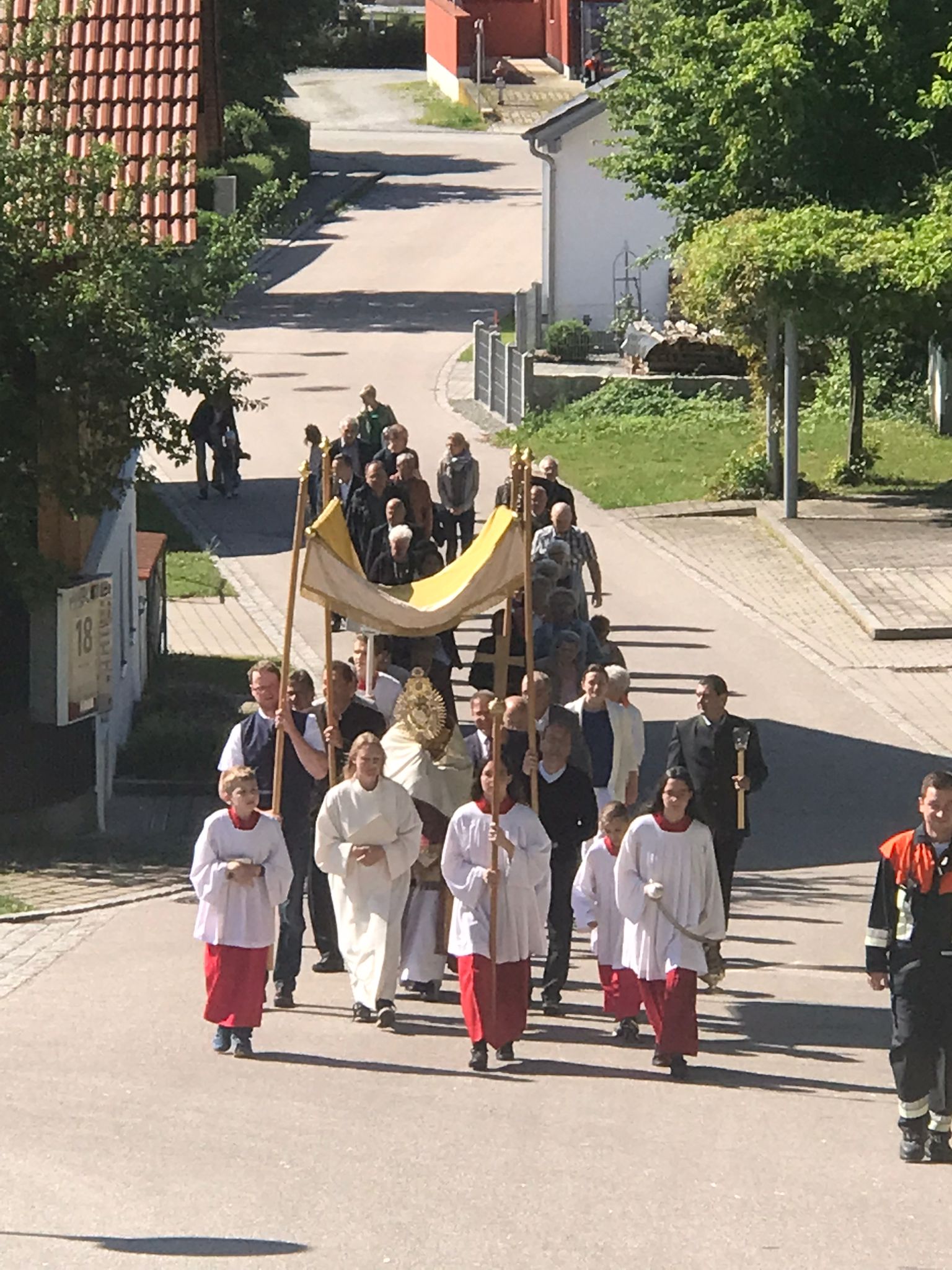 Pfarrei Ottering feiert Christi Himmelfahrt mit Bittgang • Pfarrei Ottering